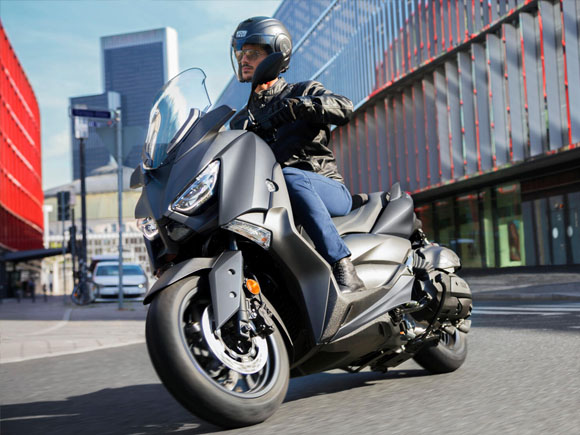 Yamaha XMAX 400